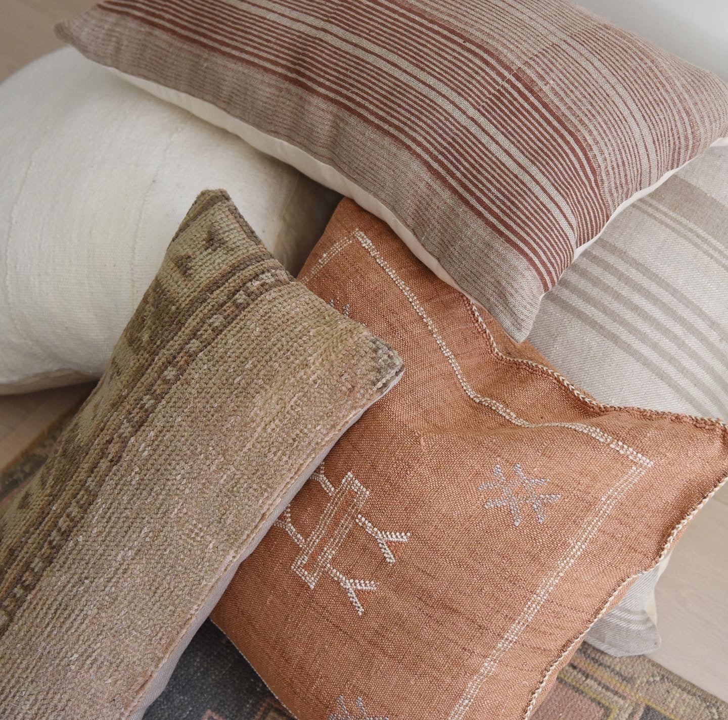 Pillows & Throws – peony + olive
