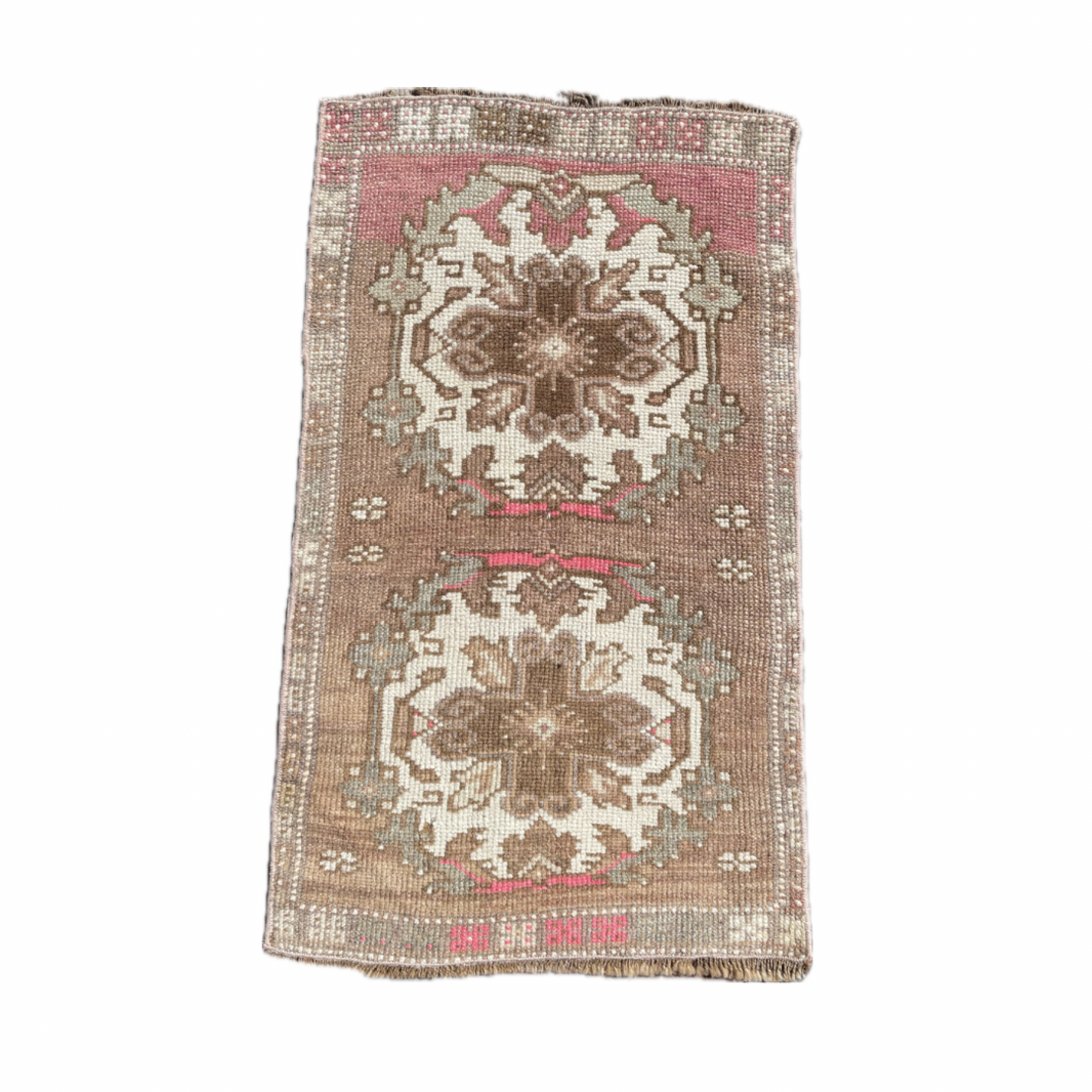 Rugs – peony + olive